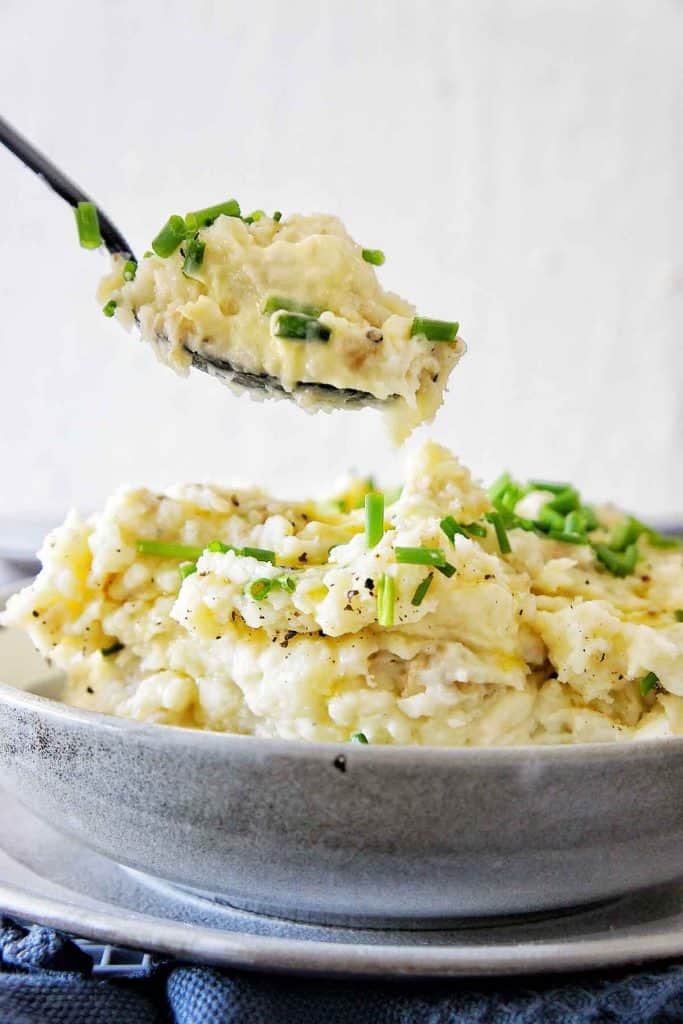 Horseradish Mashed Potatoes | Sweet Caramel Sunday