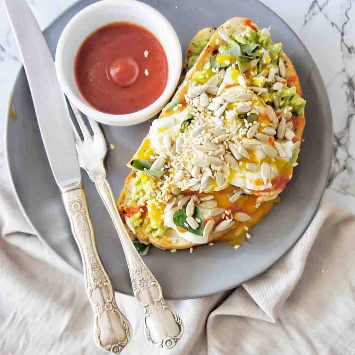 Smashed Avocado Recipe | Sweet Caramel Sunday