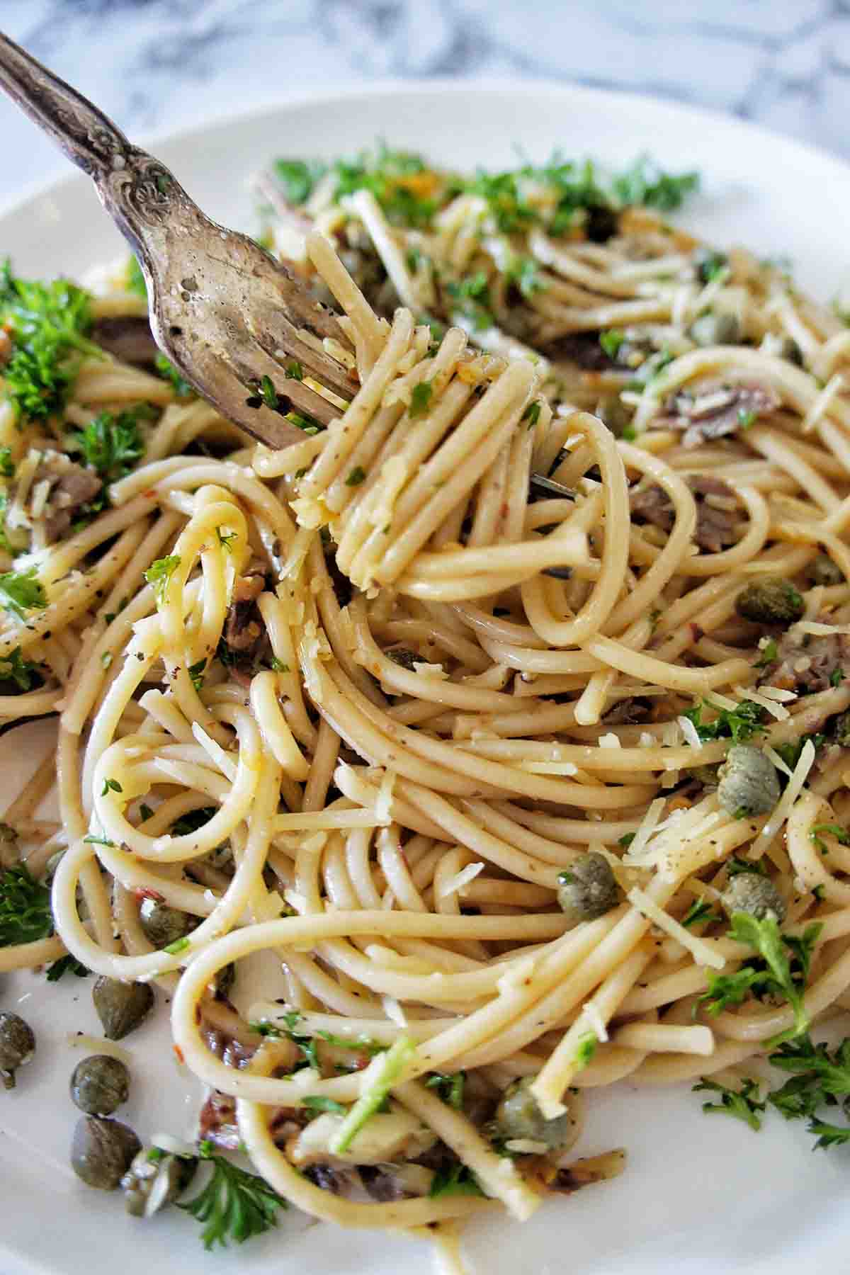 Anchovy Spaghetti (So easy!)(For a Quick and Easy dinner!) | Sweet ...