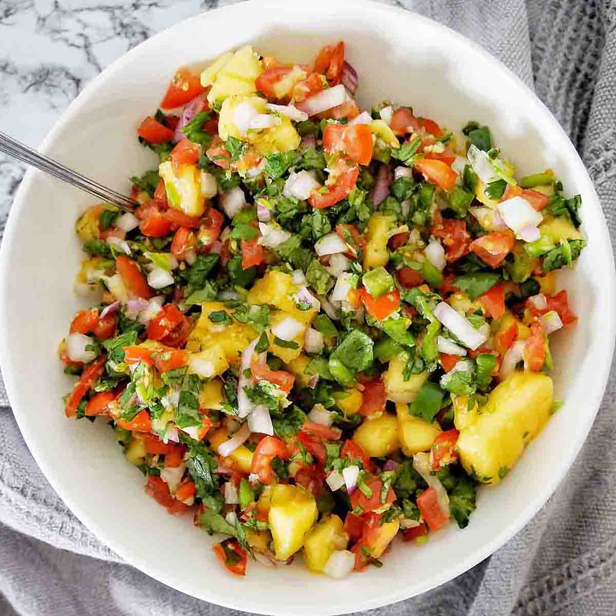 Easy Mango Tomato Salsa - Sweet Caramel Sunday
