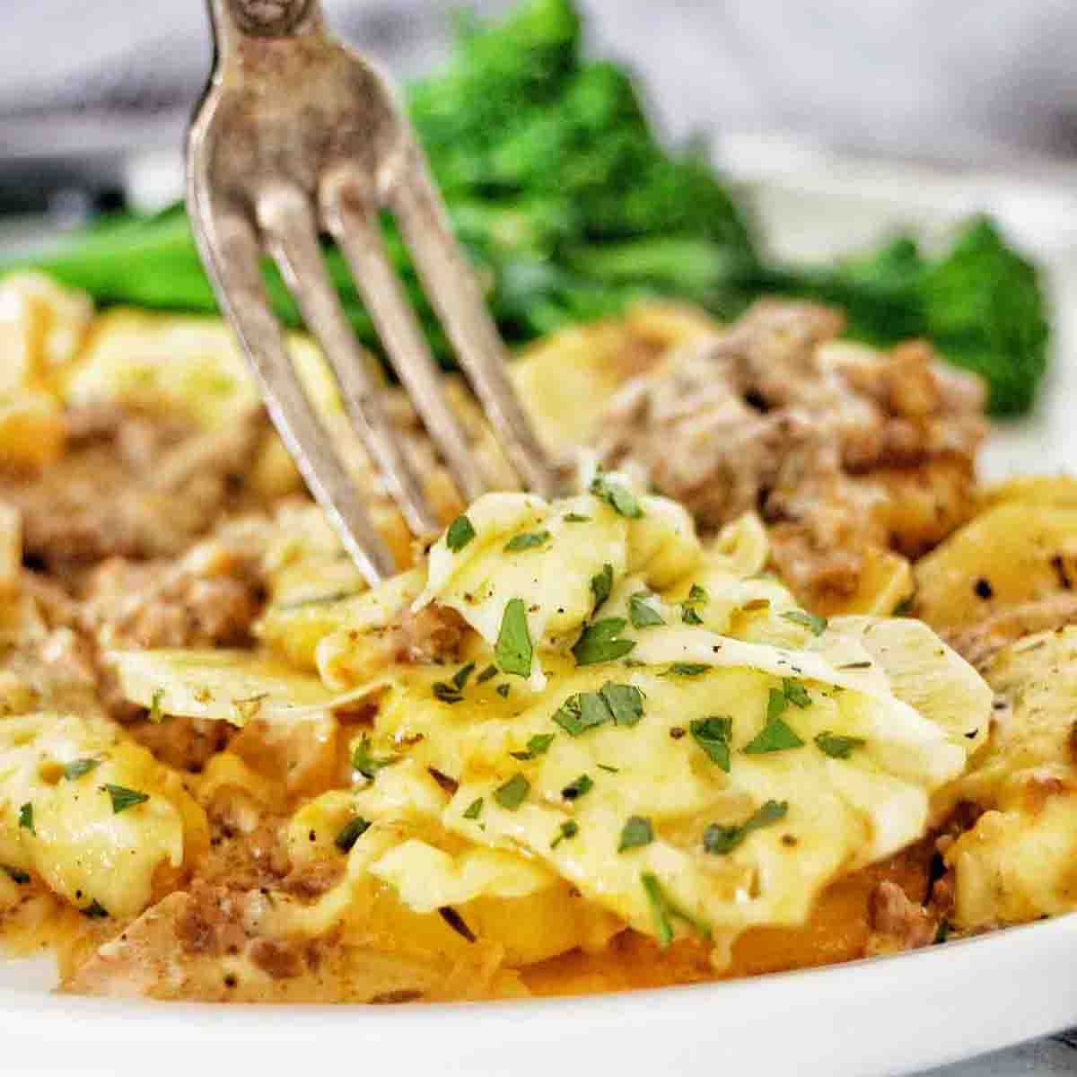 Mince Potato Bake (+Video) - Sweet Caramel Sunday